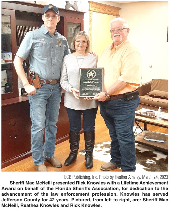 Rick Knowles recognized for lifetime of achievement – ECB Publishing, Inc.