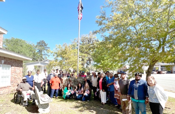 VFW holds flag retirement event at senior center – ECB Publishing, Inc.